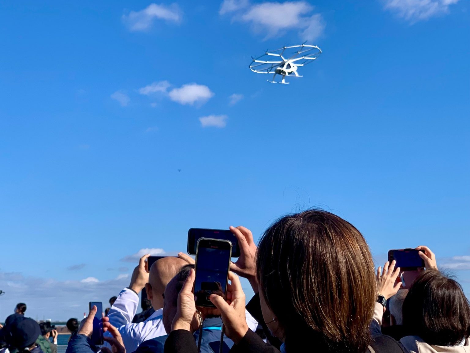 国交省航空局、破産を申請したヴォロコプターの型式証明審査を継続 | DroneTribune (ドローントリビューン)